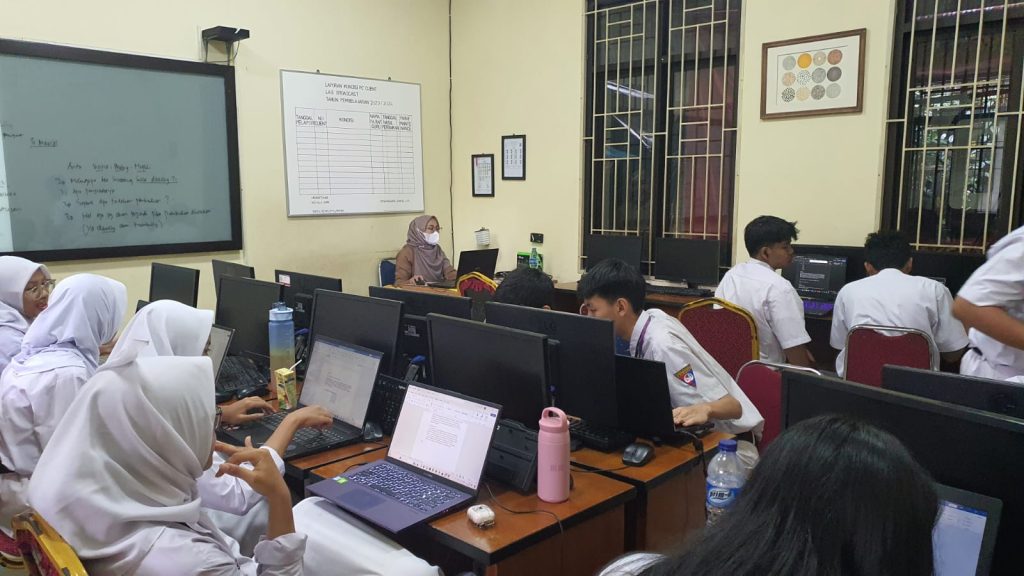 Departemen Kurikulum - SMK Bina Informatika Bintaro